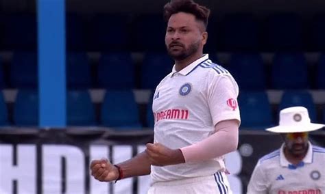 Wi Vs Ind 2nd Test Debutant Mukesh Kumar Earns Praise From Bowling Coach Paras Mhambrey