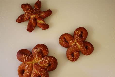 Custom Shapes Pretzel Snacks