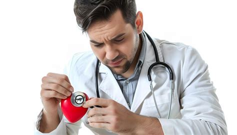 Doctor Examining Heart Images Free Download On Freepik