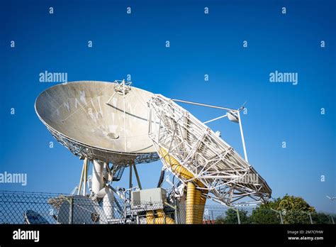 Earth Based Astronomical Radio Telescope Radio Telescopes Used In Science For Space Observation