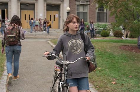 Emilia Jones As Ruby Rossi In Coda 2021 Dir Sian Heder In 2022 Emilia Jones Fashion Inspo