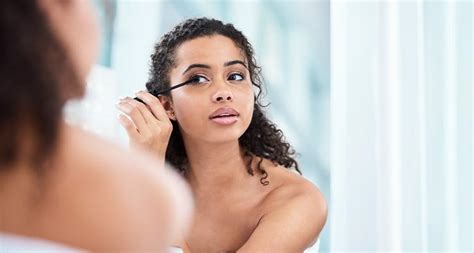 Are You Making These Common Makeup Mistakes Lovelyskin™