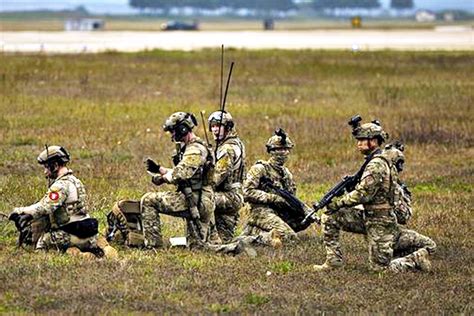 우크라이나 드론 1000km 날아서 러시아 본토 공격