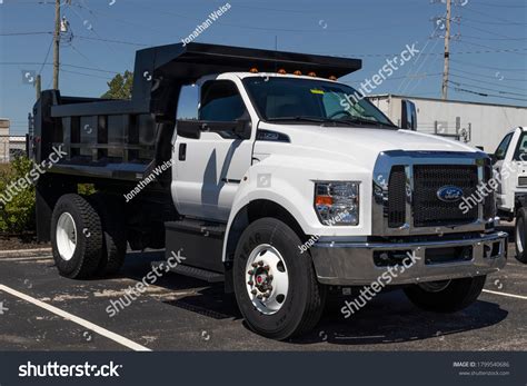 Ford Dump Trucks