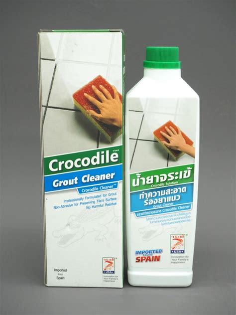 น้ำยาทำความสะอาดร่องยาแนว จระเข้ ขนาดบรรจุ 0 5l สามารถใช้ได้ทั้งในห้องน้ำ ห้องครัว และใช้ทำความ