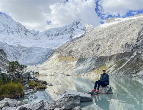 Laguna Llaca Ultimate Hiking Guide For