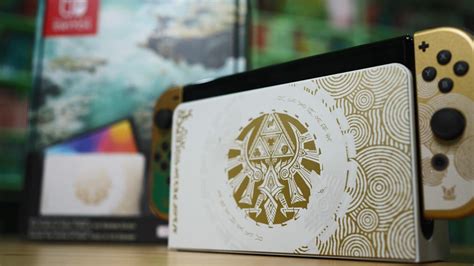 已经有人拿到了！《塞尔达传说：王国之泪》限定switch Oled开箱 3楼猫