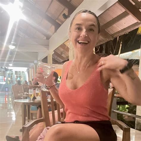 Fernanda Barrón Mariaferbarron • Threads Say More