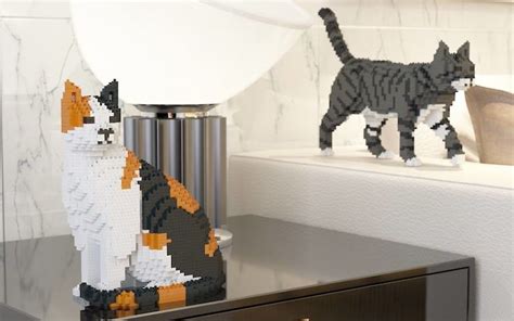 Lego Art Reimagines Furry Felines As Pixelated Sculptures
