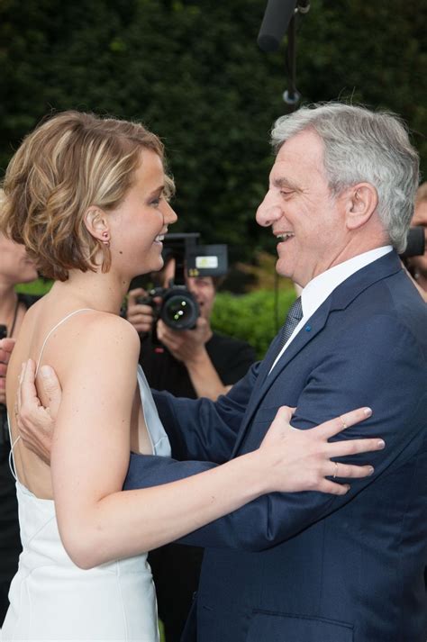 Jennifer Lawrence Braless Showing Sideboob While Arrives At Christian