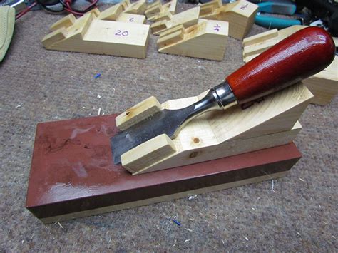 Diy Custom Wood Chisel Honing Sharpening Guides Crawls Backward When Alarmed