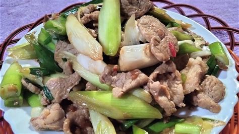 របៀបធ្វើ ឆា ខ្ទឹមខ្យល់ សាច់ជ្រូក ម្ហូបខ្មែរ Khmer Food Recipes Youtube