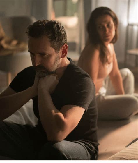 10 Subtle Traits Of Husbands Whose Wives Cannot Trust Them Richard Drobnick Yourtango