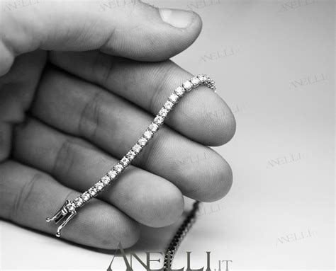 Bracciale Tennis In Oro Bianco Con 5 Carati Di Diamanti Colore D