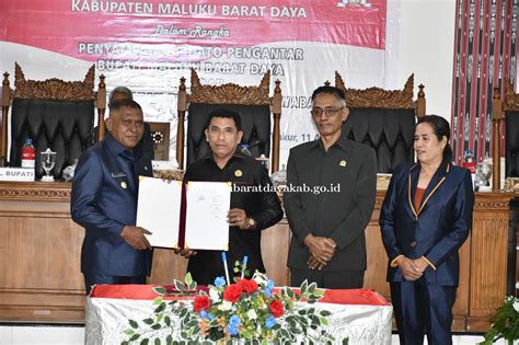Wakil Bupati Agustinus Kilikily Sampaikan LKPJ Tahun 2024 dalam Rapat ...