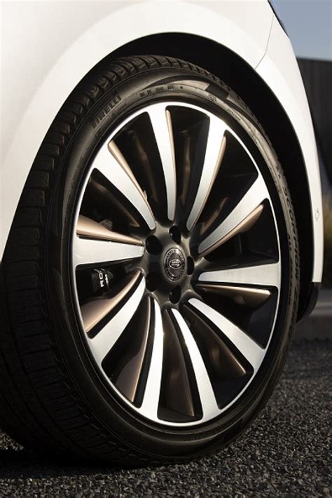 Jlr Commits To Use Tyres Made From Recyclable Materials On Its Vehicles