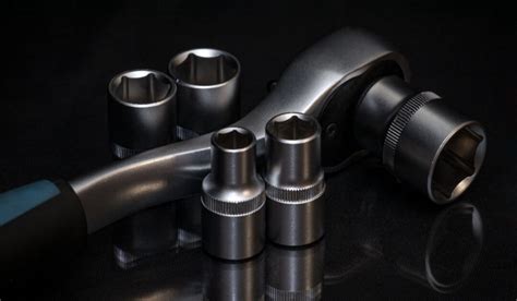 How To Use A Socket Wrench Tips On Changing Sockets DIY All Day