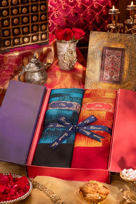 Pashtush His And Her Set Of Ikkat Design Stoles With Premium T Box