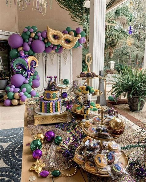 Mardi Gras Party Theme Mardi Gras Centerpieces Mardi Gras Party