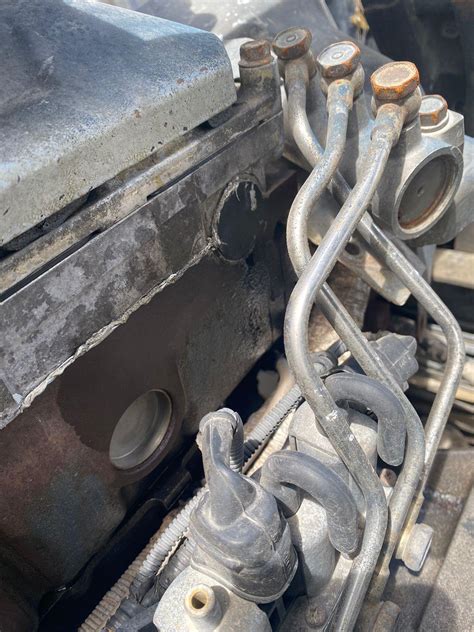 Oil leak : r/MechanicAdvice