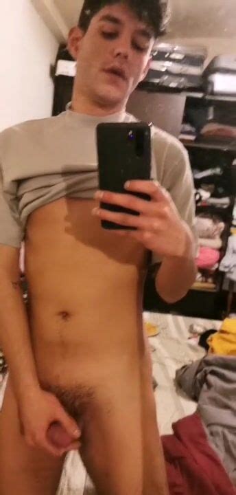 ABX 1 945 Ridyt Hunt Cumming All Over The Mirror GaybabesTube