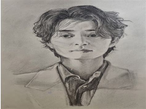 손으로 직접그린 연필초상화 그려드립니다 크몽