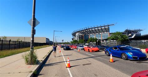 Exclusive How Ssc Tuatara Owner Dr Larry Caplin Uses His Supercars To Raise Money For Charity