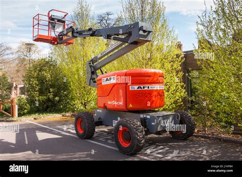 Cherry Picker Wallpaper