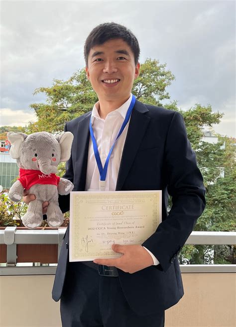 Zhiyong Wang Receives Cgca Young Researchers Award