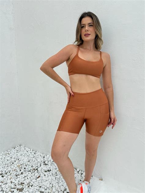 Top Camilly Premium Conhaque Zum Bee Moda Fitness