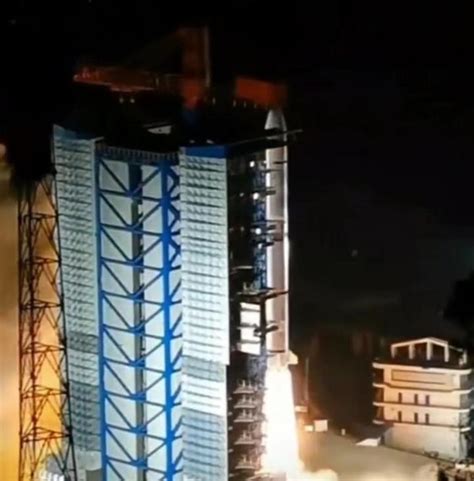 长二丙一箭双星成功完成飞行，远征上面级异常致卫星未能准确入轨 知乎