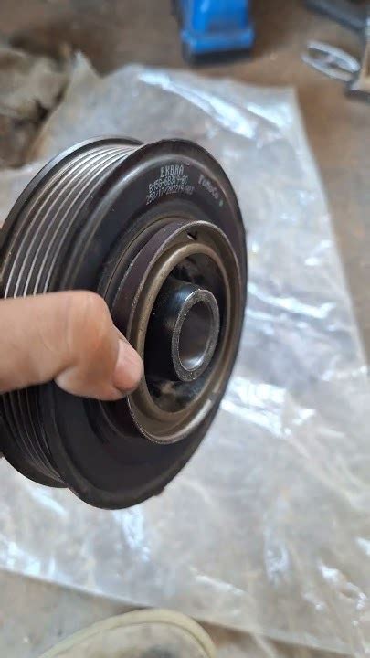 2018 Ford Escape 15 Harmonic Balancer Removal Tip Youtube