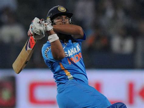 Yuvraj Singh Batting Veethi