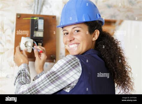 Circuit Breaker Test Hi Res Stock Photography And Images Alamy