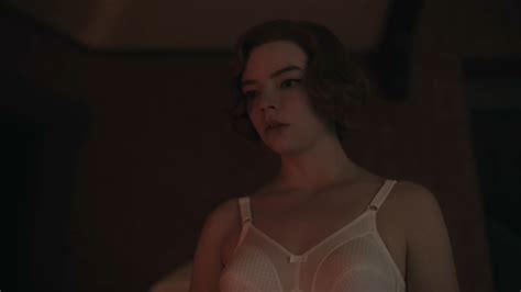 Nude Video Celebs Anya Taylor Joy Sexy The Queens Gambit S01e03 06
