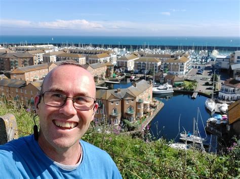 Uckfields Stuart Chappell Crowned Winner At Teenage Cancer Trust Altogether Unstoppable Awards