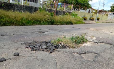 Vecinos De Alta Vista Sur Denuncian El Mal Estado De La Carrera Guri