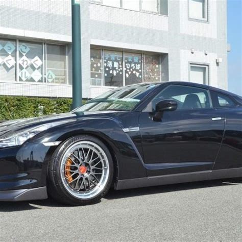 Nissan Gt R R35 Black Bbs Lm Wheel Front