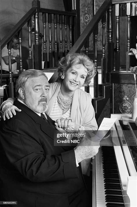 Raymond Burr As Perry Mason Debbie Reynolds As Amanda Cody News