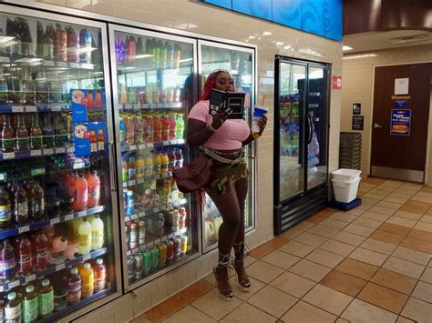 Pin On Aesthetic Instagram Poses