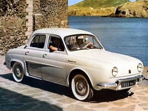 Renault Dauphine 1958
