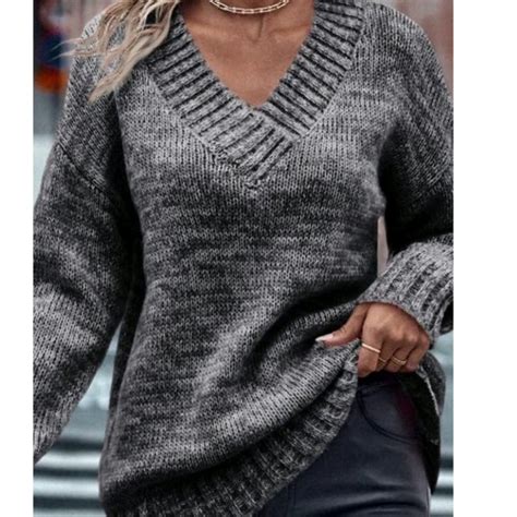 Blusa De Lã Feminina Grossa Malha Tricot Inverno Decote Em V Despojada Lançamento Larguinha Blusa De Lã Feminina Grossa Malha Tricot Inverno Decote Em V Despojada Lançamento Larguinha