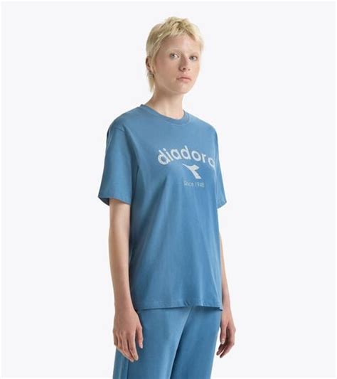 Diadora: Shoes, Clothing and Accessories BE