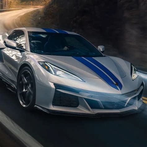 𝔹𝕝𝕒𝕜𝕖 𝕎𝕒𝕝𝕝𝕚𝕟 𝕀𝕟 𝕋𝕙𝕖 𝕄𝕠𝕣𝕟𝕚𝕟𝕘 Youtube