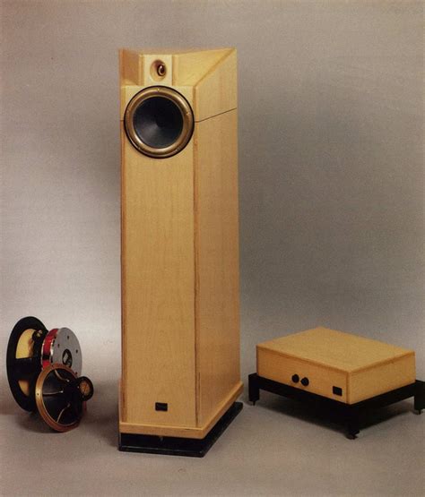 Orange Isobaric 2×12 Bass Speaker Cabinet Review