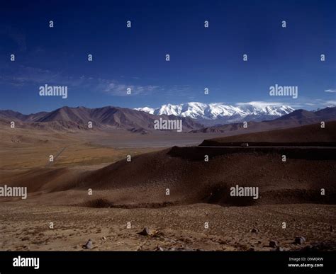 Xinjiang China Karakoram Highway Between Tashkurgan And Kashgar Tagharma