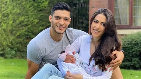 Raul Jimenez Girlfriend Daniela Basso Ohmyfootball