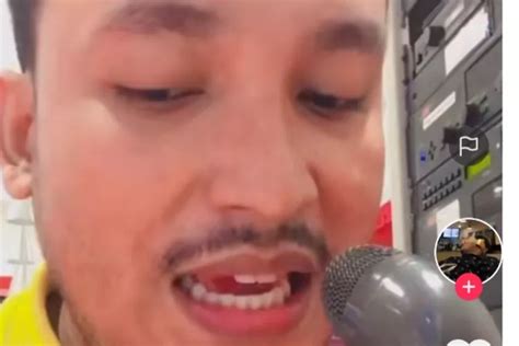 Muka Brewok Tapi Cowok Ini Punya Suara Kayak Cewek Cantik Bikin