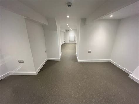 34 Monmouth St Bath Ba1 2an Retail For Lease Loopnet