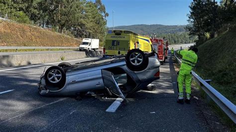 Dos Personas Heridas En Un Accidente En La Autovía De Barbanza En El
